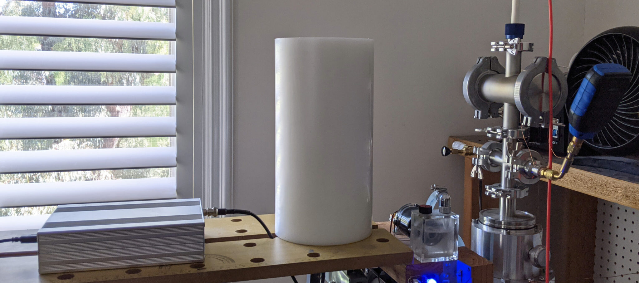Fusor Neutron Generator – Sean Soleyman